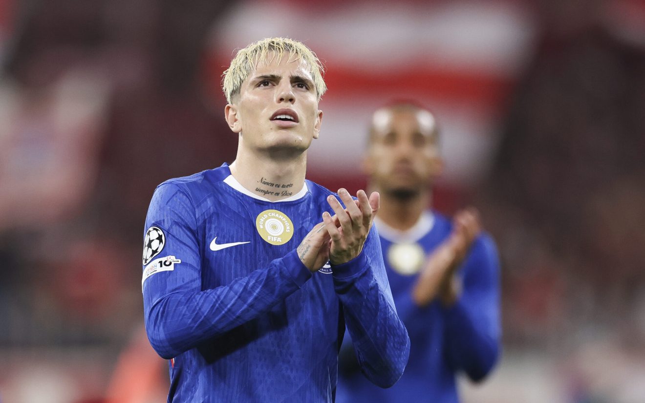 Garnacho saves Chelsea blushes in hard-fought draw with Qarabag ...